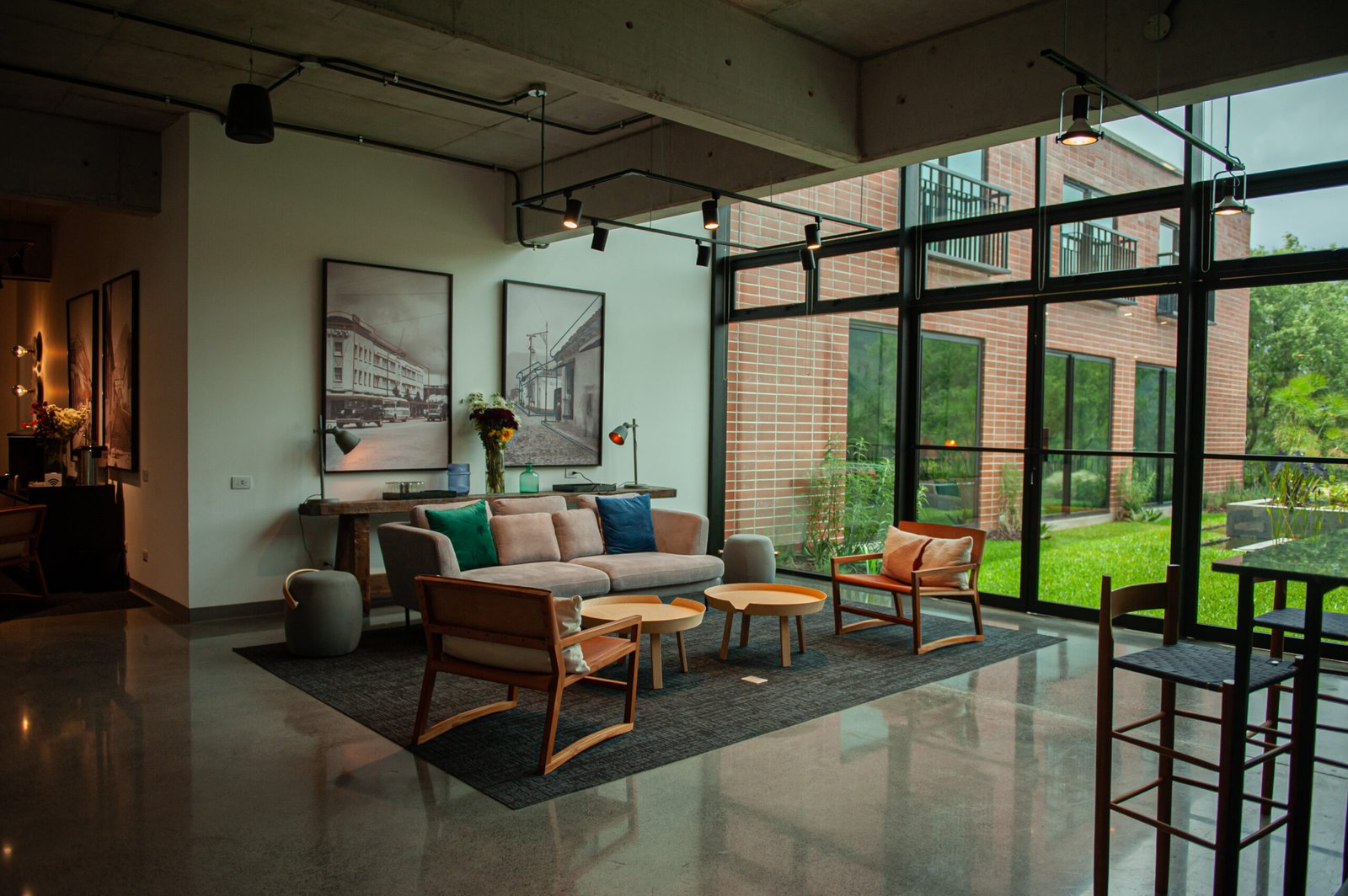 El Cubo Center, el nuevo coworking donde crear, colaborar y cultivar ...