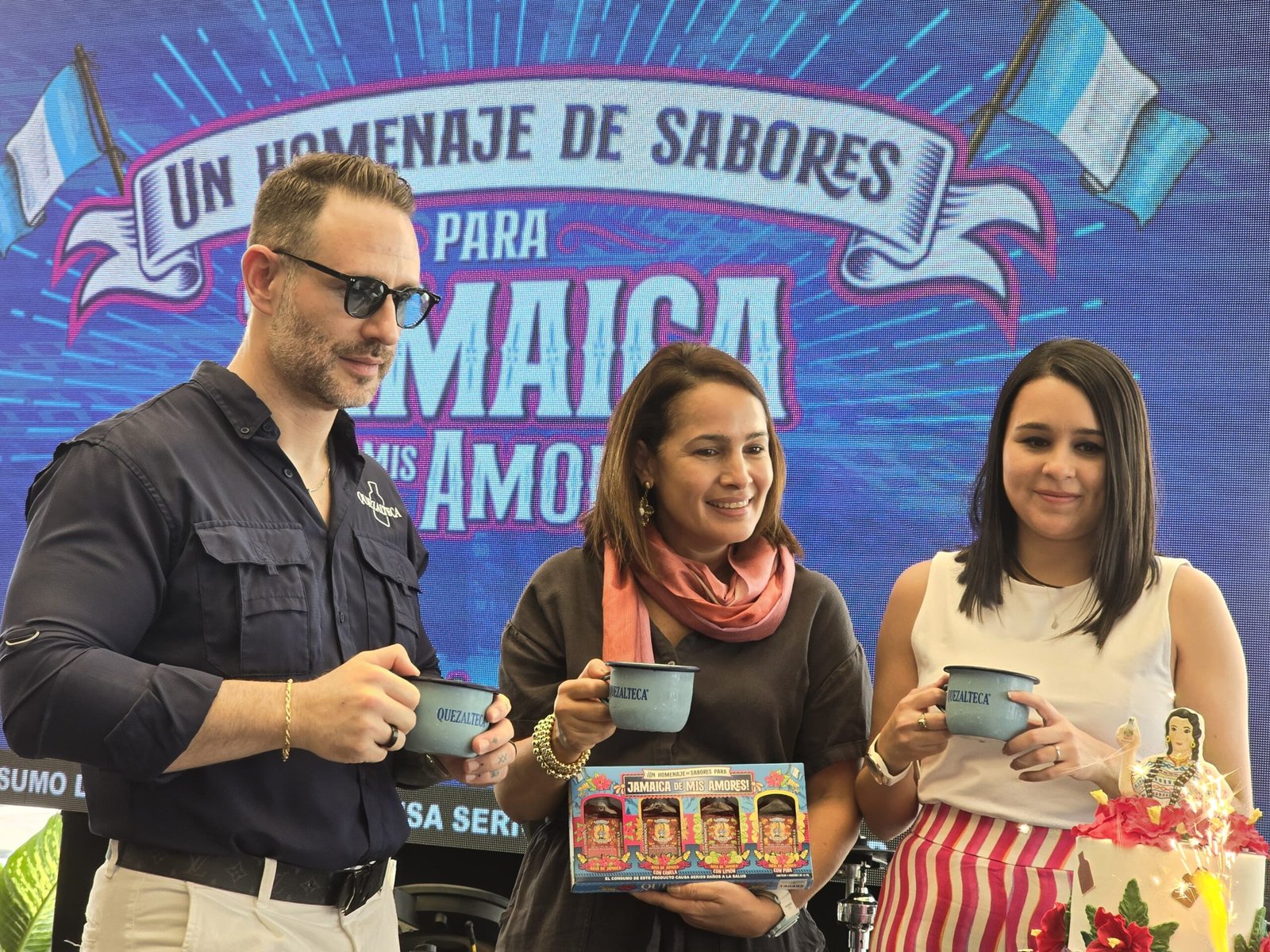 Quezalteca Rosa de Jamaica cumple 15 años enamorando el corazón de los ...