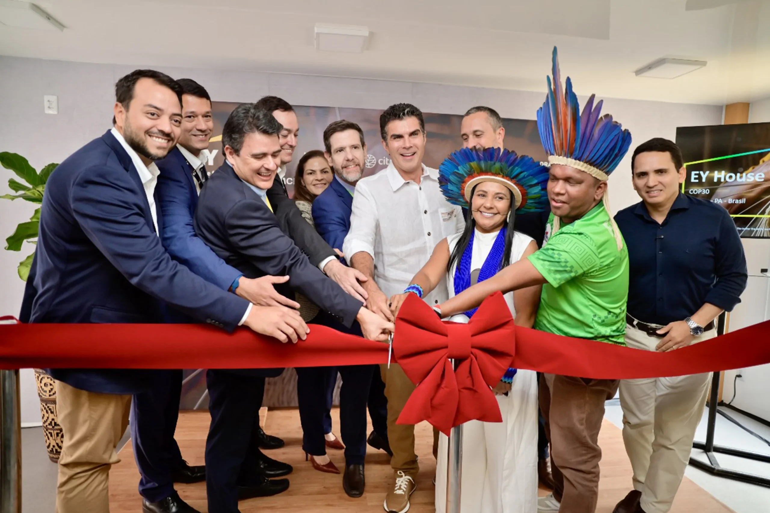 EY inaugura la primera EY House en Latinoamérica, desde Brasil, para ...